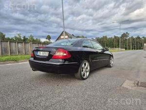 Black Mercedes-Benz CLK 220 2007 in Riga, with an engine capacity of 2.20 L and mileage of 190 thousand km for 2990 €, photo 5 on AUTOMOTO.COM.LV