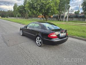 Black Mercedes-Benz CLK 220 2007 in Riga, with an engine capacity of 2.20 L and mileage of 190 thousand km for 2990 €, photo 6 on AUTOMOTO.COM.LV