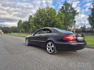 Black Mercedes-Benz CLK 220 2007 in Riga, with an engine capacity of 2.20 L and mileage of 190 thousand km for 2990 €, photo 7 on AUTOMOTO.COM.LV