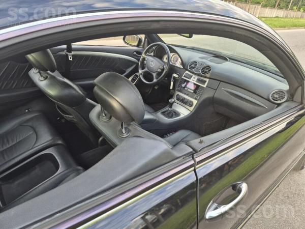 Melns Mercedes-Benz CLK 220 2007 Rīga, ar dzinēja tilpumu 2.20 L un nobraukumu 190 tūkst. km par 2990 €, foto 9 vietnē AUTOMOTO.COM.LV