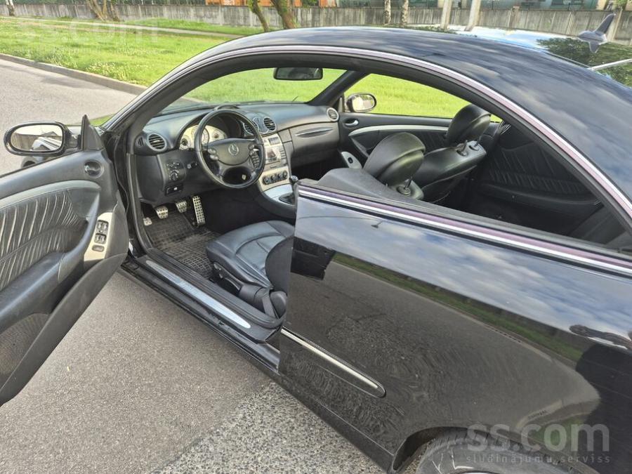 Black Mercedes-Benz CLK 220 2007 in Riga, with an engine capacity of 2.20 L and mileage of 190 thousand km for 2990 €, photo 12 on AUTOMOTO.COM.LV