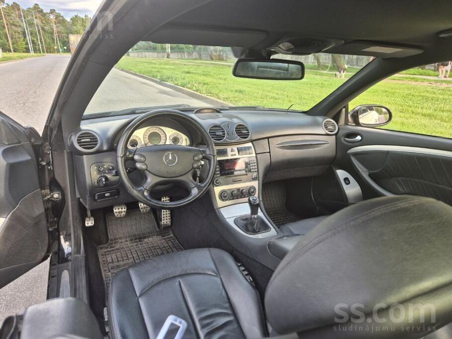 Black Mercedes-Benz CLK 220 2007 in Riga, with an engine capacity of 2.20 L and mileage of 190 thousand km for 2990 €, photo 13 on AUTOMOTO.COM.LV