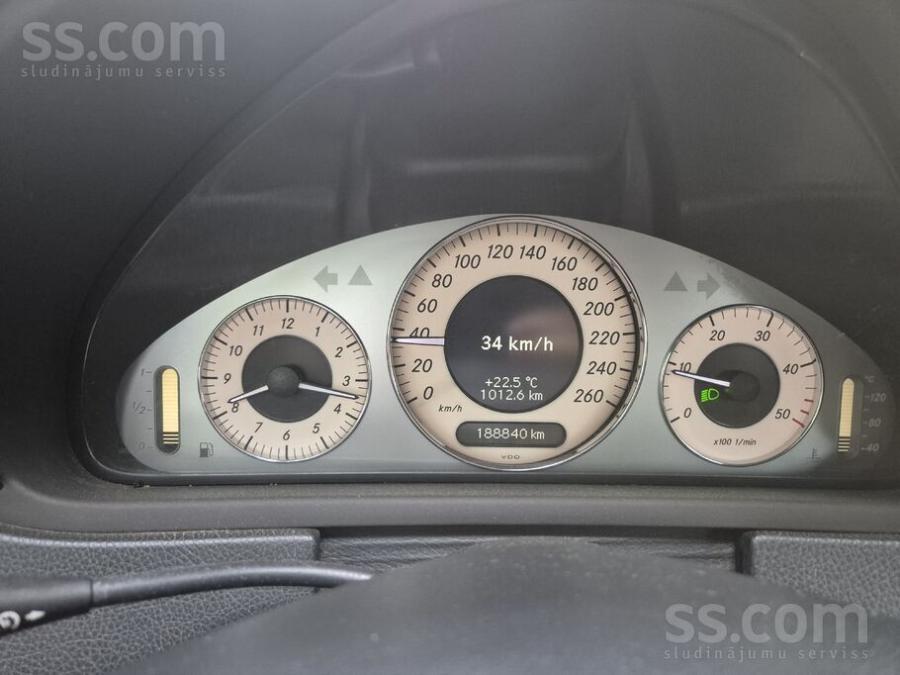 Black Mercedes-Benz CLK 220 2007 in Riga, with an engine capacity of 2.20 L and mileage of 190 thousand km for 2990 €, photo 18 on AUTOMOTO.COM.LV