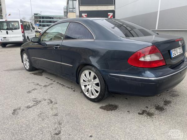 Blue Mercedes-Benz CLK 220 2006 in Vilnius, with an engine capacity of 2.20 L and mileage of 350 thousand km for 2000 €, photo 2 on AUTOMOTO.COM.LV