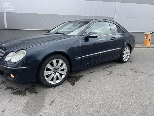 Blue Mercedes-Benz CLK 220 2006 in Vilnius, with an engine capacity of 2.20 L and mileage of 350 thousand km for 2000 €, photo 6 on AUTOMOTO.COM.LV