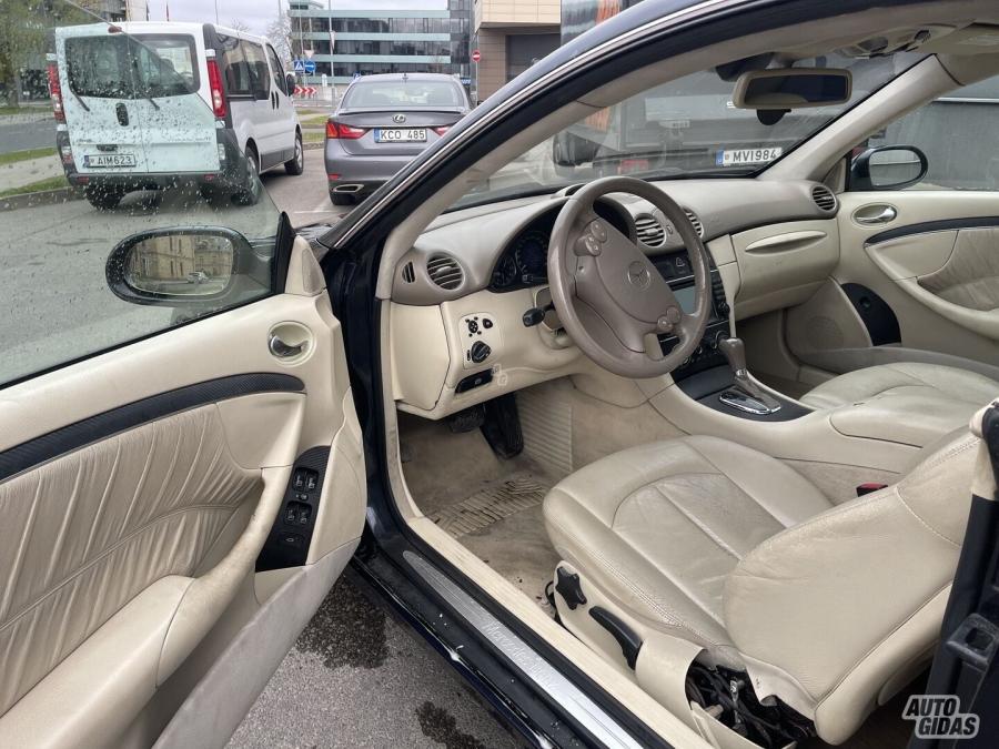 Zils Mercedes-Benz CLK 220 2006 Viļņa, ar dzinēja tilpumu 2.20 L un nobraukumu 350 tūkst. km par 2000 €, foto 23 vietnē AUTOMOTO.COM.LV