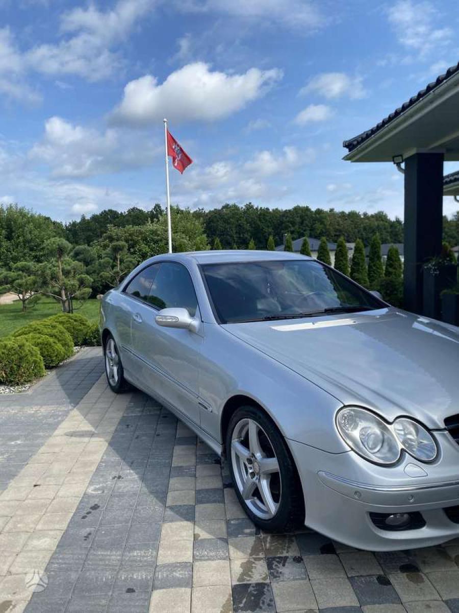 Grey Mercedes-Benz CLK 220 2007 in Kaunas, with an engine capacity of 2.15 L and mileage of 322 thousand km for 3200 €, photo 3 on AUTOMOTO.COM.LV