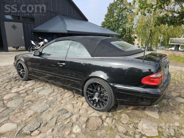 Mercedes-Benz clk-230 2000 in Cesis on AUTOMOTO.COM.LV Black Mercedes-Benz clk-230 2000 in Cesis, with an engine capacity of 2.30 L and mileage of 209 thousand km for 3300 β¬, photo 4 on AUTOMOTO.COM.LV