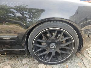 Black Mercedes-Benz clk-230 2000 in Cesis, with an engine capacity of 2.30 L and mileage of 209 thousand km for 3300 €, photo 8 on AUTOMOTO.COM.LV