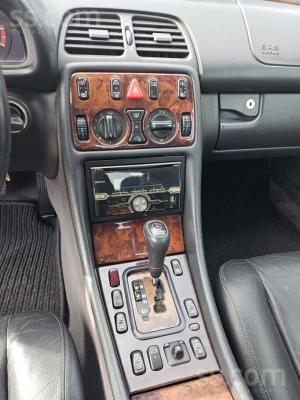 Black Mercedes-Benz clk-230 2000 in Cesis, with an engine capacity of 2.30 L and mileage of 209 thousand km for 3300 €, photo 13 on AUTOMOTO.COM.LV