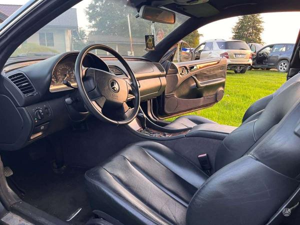 Mercedes-Benz clk-230 1998 Palanga vietnÄ Melns Mercedes-Benz clk-230 1998 Palanga, ar dzinÄja tilpumu 2.30 L un nobraukumu 281 tÅ«kst. km par 850 ā¬, foto 10 vietnÄ AUTOMOTO.COM.LV