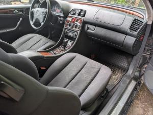 Melns Mercedes-Benz clk-230 2003 Pelva, ar dzinēja tilpumu 2.30 L un nobraukumu 295 tūkst. km par 500 €, foto 9 vietnē AUTOMOTO.COM.LV