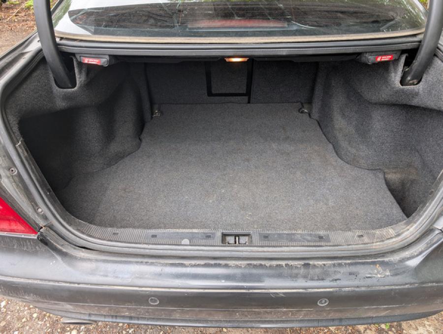 Melns Mercedes-Benz clk-230 2003 Pelva, ar dzinēja tilpumu 2.30 L un nobraukumu 295 tūkst. km par 500 €, foto 10 vietnē AUTOMOTO.COM.LV