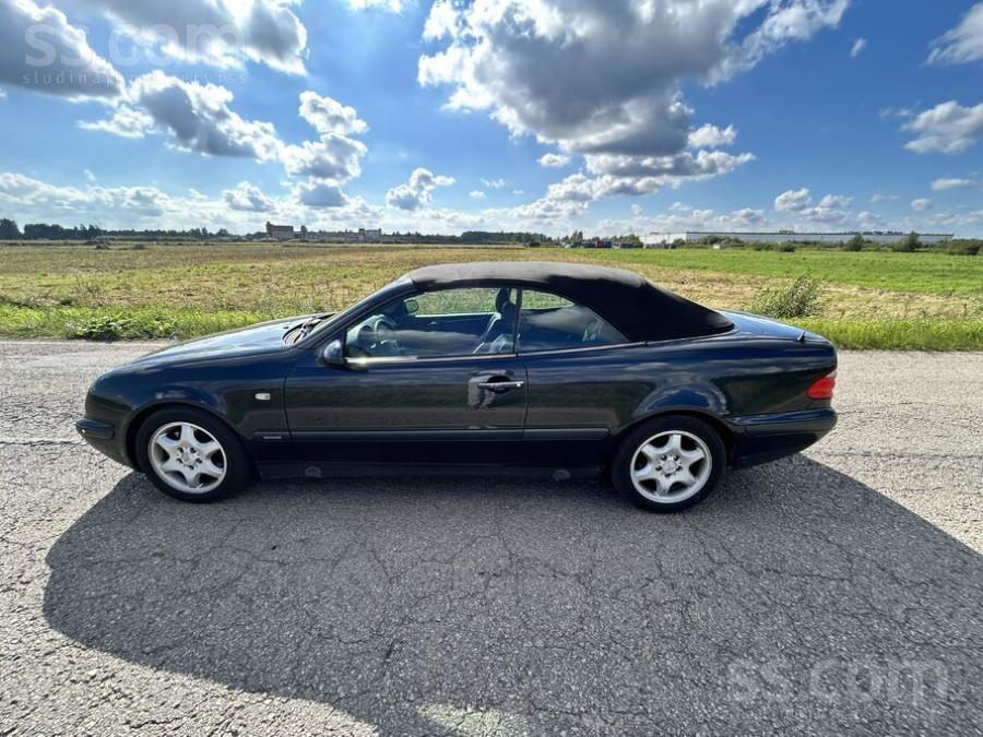 Zils Mercedes-Benz clk-230 1999 Rīga, ar dzinēja tilpumu 2.30 L un nobraukumu 251 tūkst. km par 2800 €, foto 3 vietnē AUTOMOTO.COM.LV