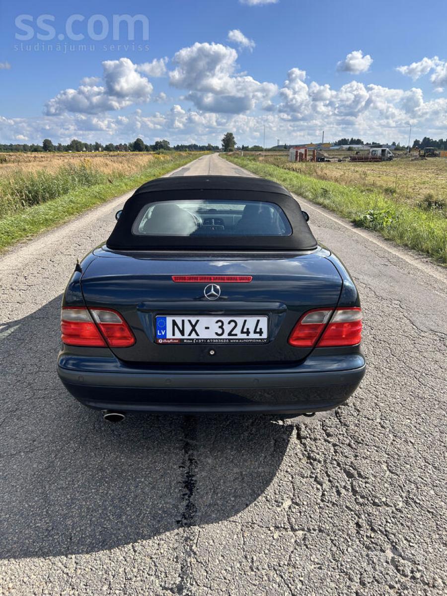 Zils Mercedes-Benz clk-230 1999 Rīga, ar dzinēja tilpumu 2.30 L un nobraukumu 251 tūkst. km par 2800 €, foto 5 vietnē AUTOMOTO.COM.LV