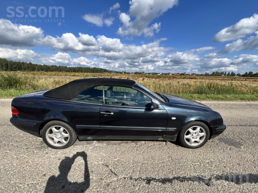 Zils Mercedes-Benz clk-230 1999 Rīga, ar dzinēja tilpumu 2.30 L un nobraukumu 251 tūkst. km par 2800 €, foto 6 vietnē AUTOMOTO.COM.LV