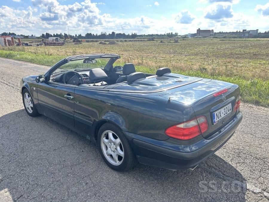 Zils Mercedes-Benz clk-230 1999 Rīga, ar dzinēja tilpumu 2.30 L un nobraukumu 251 tūkst. km par 2800 €, foto 8 vietnē AUTOMOTO.COM.LV