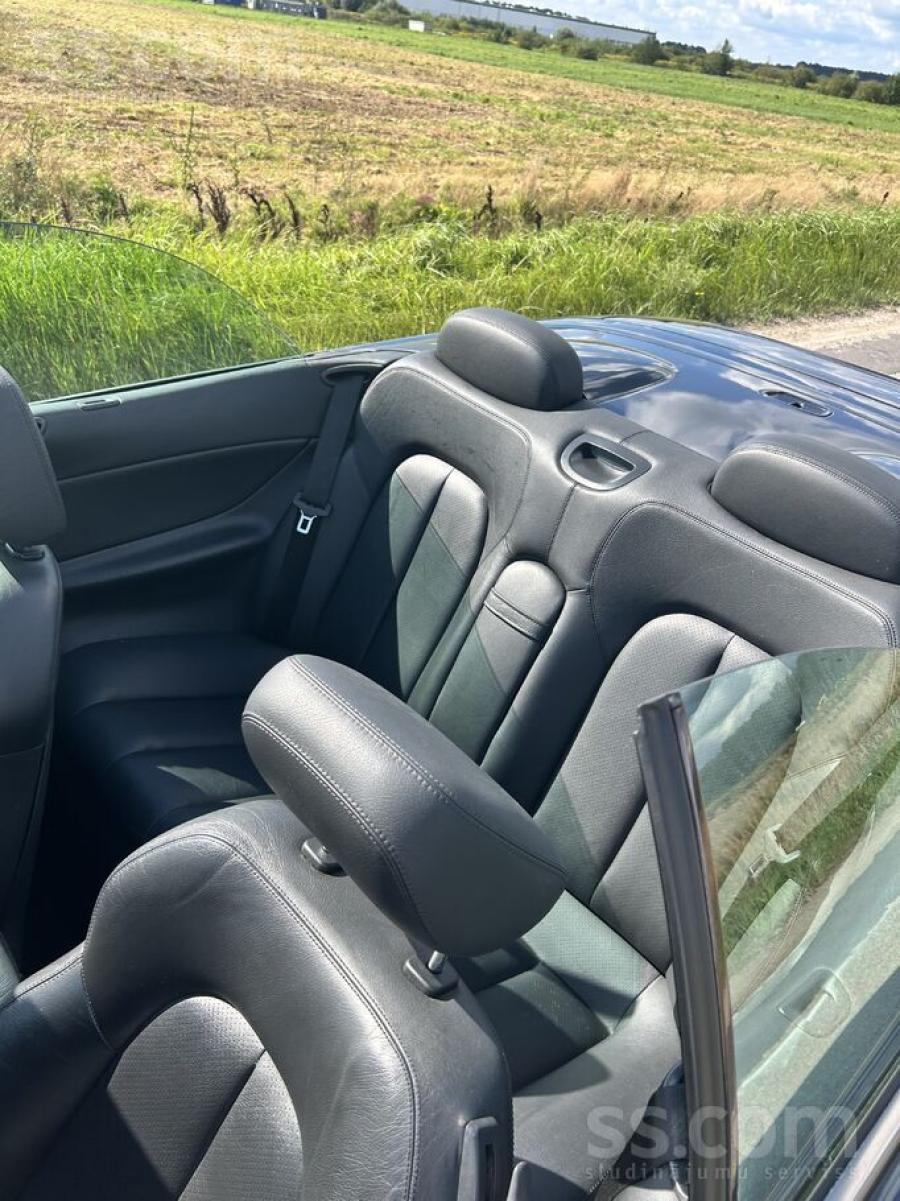 Zils Mercedes-Benz clk-230 1999 Rīga, ar dzinēja tilpumu 2.30 L un nobraukumu 251 tūkst. km par 2800 €, foto 14 vietnē AUTOMOTO.COM.LV