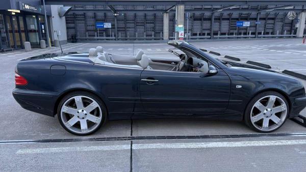 Zils Mercedes-Benz clk-230 2000 Kauņa, ar dzinēja tilpumu 2.30 L un nobraukumu 186 tūkst. km par 7500 €, foto 4 vietnē AUTOMOTO.COM.LV