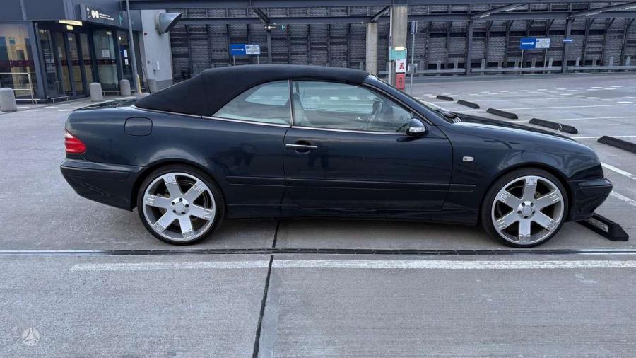 Zils Mercedes-Benz clk-230 2000 Kauņa, ar dzinēja tilpumu 2.30 L un nobraukumu 186 tūkst. km par 7500 €, foto 16 vietnē AUTOMOTO.COM.LV