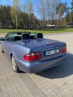 Zils Mercedes-Benz clk-230 2002 Rīga, ar dzinēja tilpumu 2.30 L un nobraukumu 226 tūkst. km par 6030 €, foto 5 vietnē AUTOMOTO.COM.LV