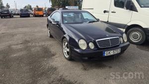 Blue Mercedes-Benz clk-230 2002 in Riga, with an engine capacity of 2.30 L and mileage of 198 thousand km for 2000 €, photo 1 on AUTOMOTO.COM.LV