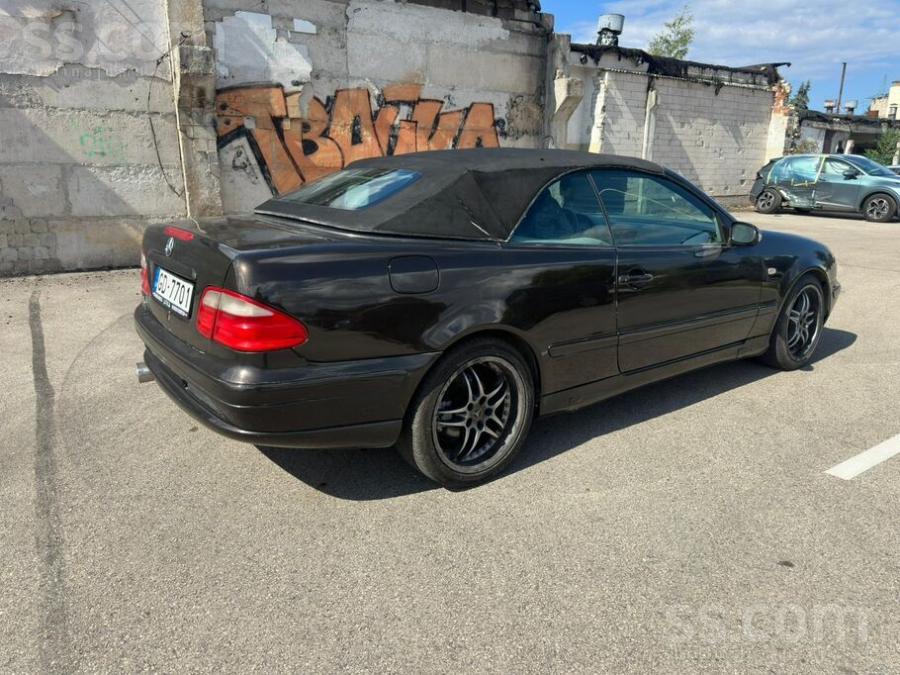 Brūns Mercedes-Benz clk-230 1999 Rīga, ar dzinēja tilpumu 2.30 L un nobraukumu 302 tūkst. km par 1090 €, foto 4 vietnē AUTOMOTO.COM.LV