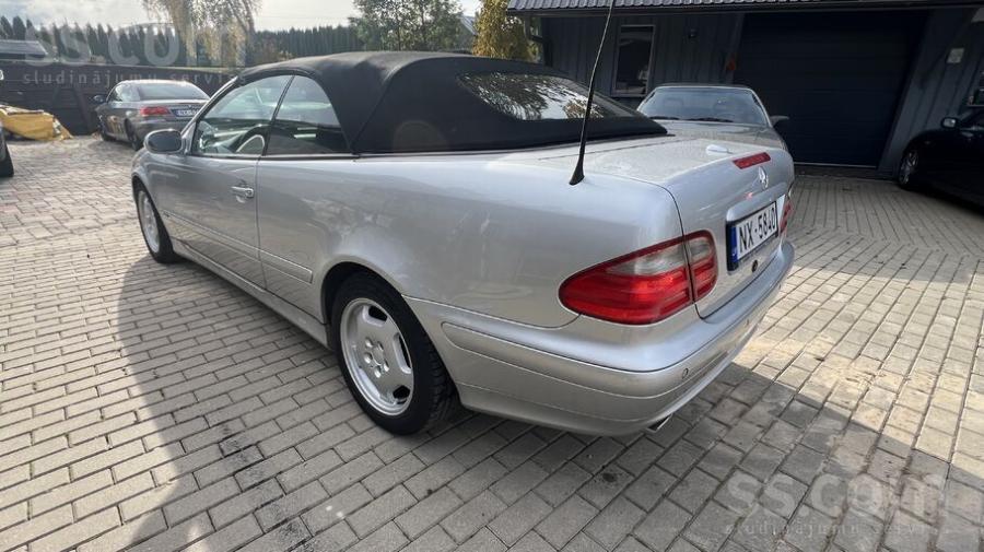 Mercedes-Benz clk-230 2001 in Limbazi, with an engine capacity of 2.30 L and mileage of 262 thousand km for 1300 €, photo 4 on AUTOMOTO.COM.LV