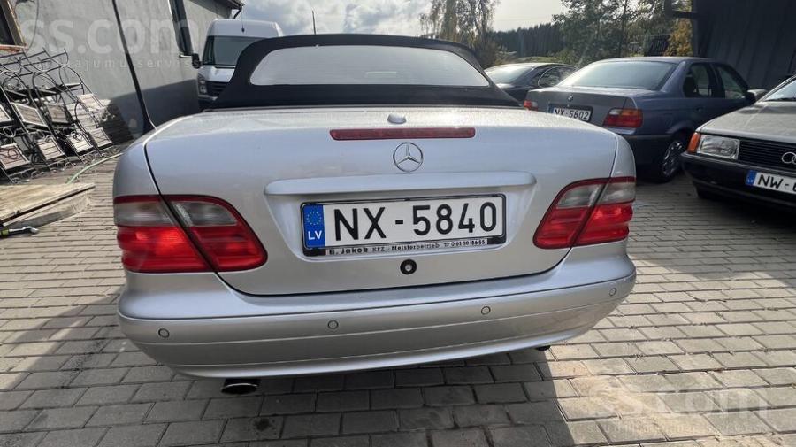 Mercedes-Benz clk-230 2001 in Limbazi, with an engine capacity of 2.30 L and mileage of 262 thousand km for 1300 €, photo 5 on AUTOMOTO.COM.LV