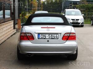 Grey Mercedes-Benz clk-230 2003 in Riga, with an engine capacity of 2.30 L and mileage of 0 thousand km for 9850 €, photo 7 on AUTOMOTO.COM.LV