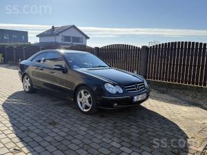Черный Мерседес СЛК 240 2003 в Рига, объемом двигателя 2.60 л и пробегом 249 тыс. км за 1950 €, фото  на AUTOMOTO.COM.LV