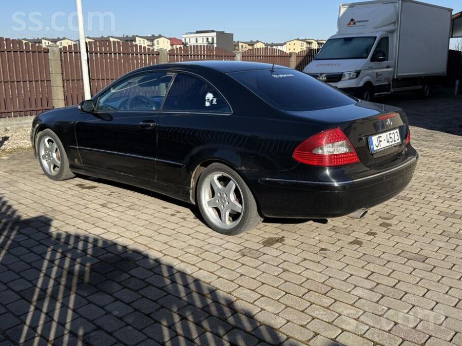 Melns Mercedes-Benz clk-240 2003 Rīga, ar dzinēja tilpumu 2.60 L un nobraukumu 249 tūkst. km par 1950 €, foto 6 vietnē AUTOMOTO.COM.LV
