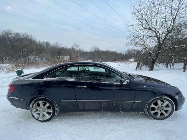 Синий Мерседес СЛК 240 2002 в Каунас, объемом двигателя 2.60 л и пробегом 250 тыс. км за 1500 €, фото 5 на AUTOMOTO.COM.LV