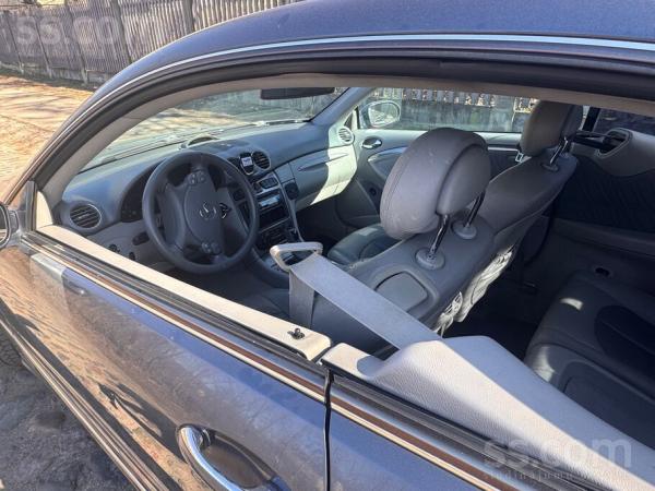 Zils Mercedes-Benz clk-240 2002 Rīga, ar dzinēja tilpumu 2.70 L un nobraukumu 302 tūkst. km par 2400 €, foto 4 vietnē AUTOMOTO.COM.LV