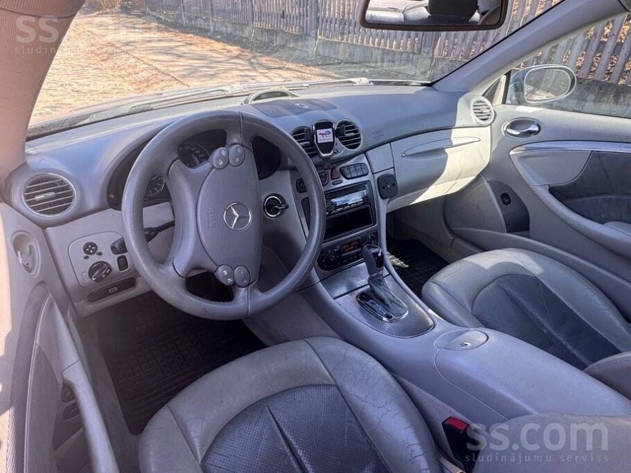 Zils Mercedes-Benz clk-240 2002 Rīga, ar dzinēja tilpumu 2.70 L un nobraukumu 302 tūkst. km par 2400 €, foto 7 vietnē AUTOMOTO.COM.LV