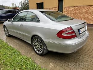 Mercedes-Benz clk-240 2002 Rīga, ar dzinēja tilpumu 2.60 L un nobraukumu 167 tūkst. km par 1900 €, foto 9 vietnē AUTOMOTO.COM.LV
