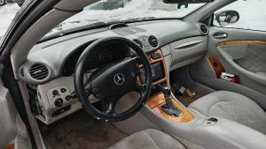 Mercedes-Benz clk-240 2002 in Kaunas, with an engine capacity of 2.60 L and mileage of 333 thousand km for 998 €, photo 5 on AUTOMOTO.COM.LV