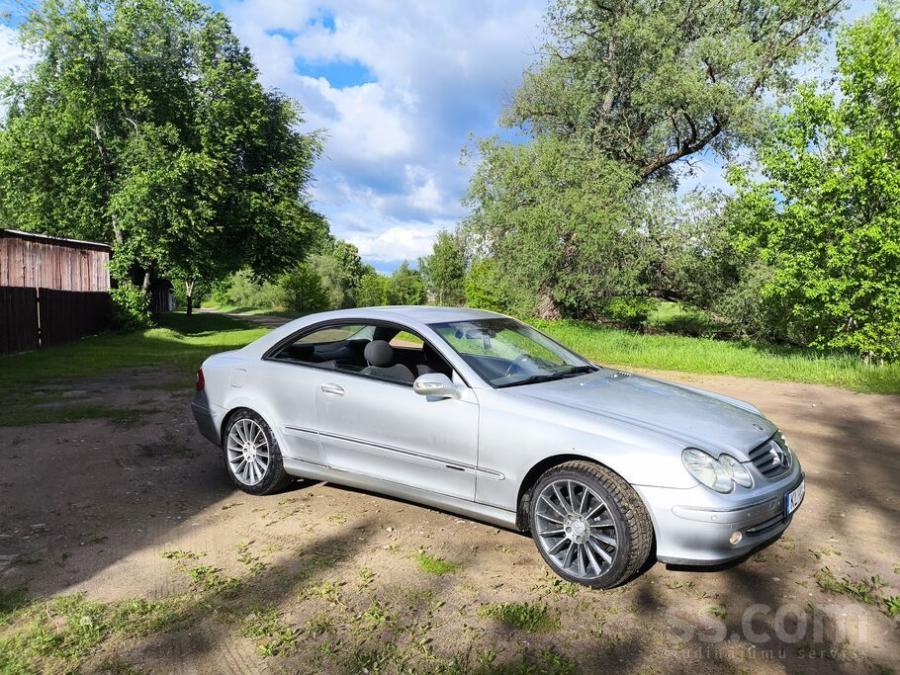 Mercedes-Benz clk-240 2002 in Valmiera, with an engine capacity of 2.60 L and mileage of 306 thousand km for 1990 €, photo 12 on AUTOMOTO.COM.LV