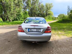 Mercedes-Benz clk-240 2002 in Valmiera, with an engine capacity of 2.60 L and mileage of 306 thousand km for 1990 €, photo 13 on AUTOMOTO.COM.LV