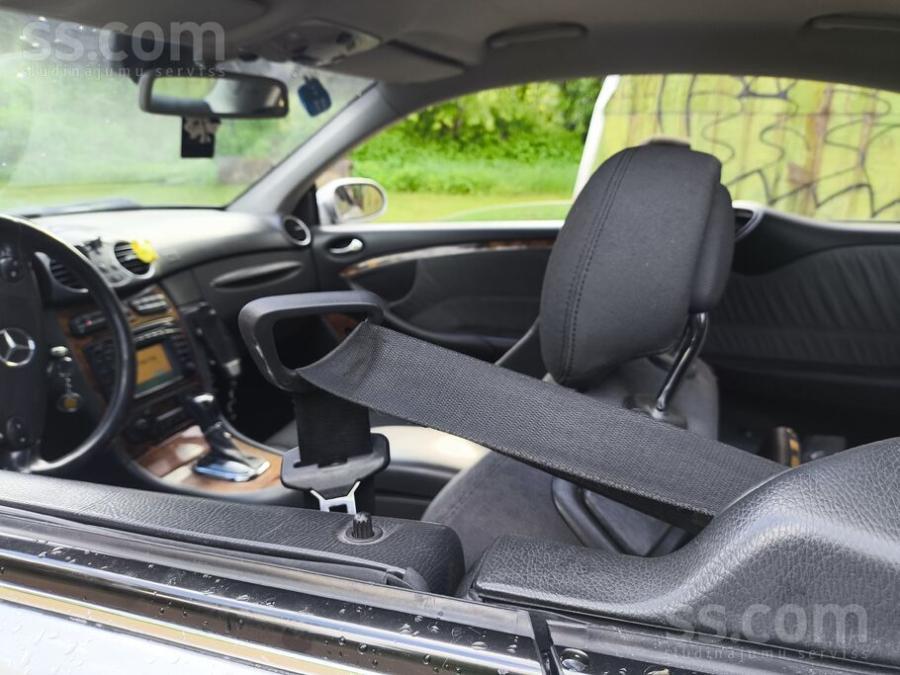 Mercedes-Benz clk-240 2002 in Valmiera, with an engine capacity of 2.60 L and mileage of 306 thousand km for 1990 €, photo 21 on AUTOMOTO.COM.LV