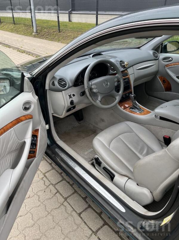Zaļš Mercedes-Benz clk-240 2004 Liepāja, ar dzinēja tilpumu 2.60 L un nobraukumu 232 tūkst. km par 3000 €, foto 9 vietnē AUTOMOTO.COM.LV