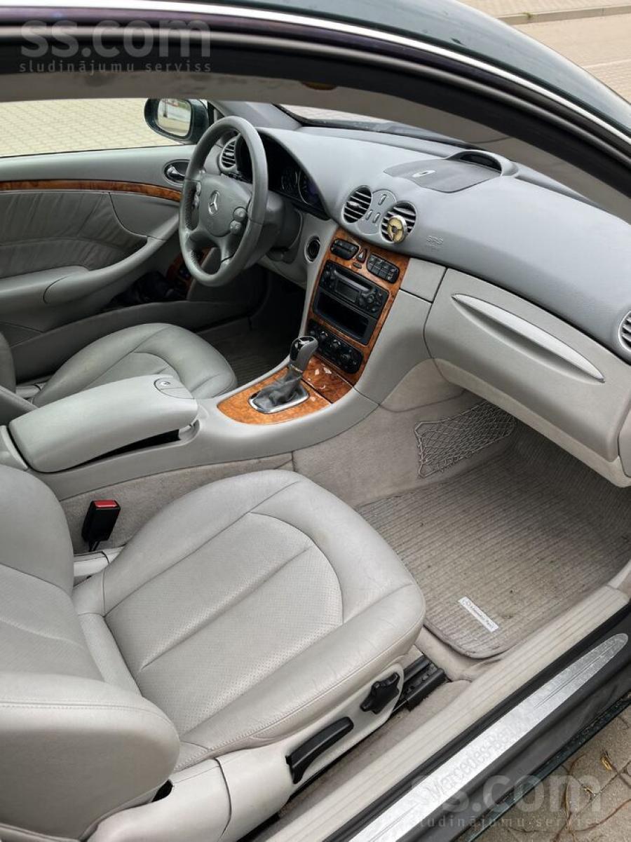 Zaļš Mercedes-Benz clk-240 2004 Liepāja, ar dzinēja tilpumu 2.60 L un nobraukumu 232 tūkst. km par 3000 €, foto 11 vietnē AUTOMOTO.COM.LV