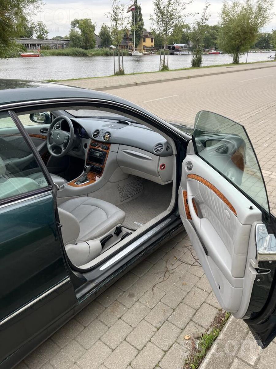 Zaļš Mercedes-Benz clk-240 2004 Liepāja, ar dzinēja tilpumu 2.60 L un nobraukumu 232 tūkst. km par 3000 €, foto 12 vietnē AUTOMOTO.COM.LV