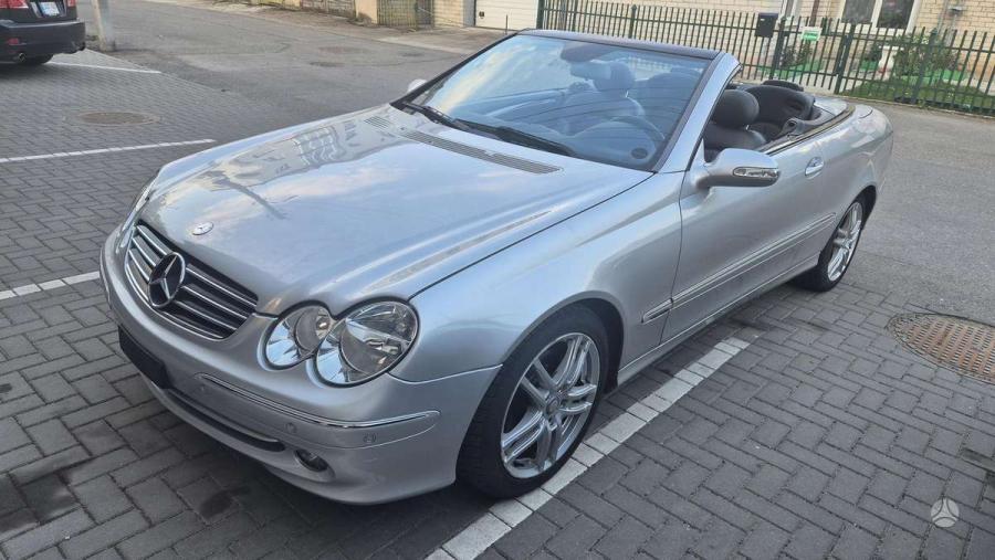 Pelēks Mercedes-Benz clk-240 2003 Kauņa, ar dzinēja tilpumu 2.60 L un nobraukumu 209 tūkst. km par 4500 €, foto 3 vietnē AUTOMOTO.COM.LV