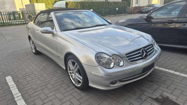 Grey Mercedes-Benz clk-240 2003 in Kaunas, with an engine capacity of 2.60 L and mileage of 209 thousand km for 4500 €, photo 6 on AUTOMOTO.COM.LV