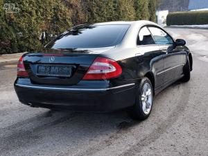 Black Mercedes-Benz clk-270 2005 in Anyksciai, with an engine capacity of 2.70 L and mileage of 340 thousand km for 1850 €, photo 3 on AUTOMOTO.COM.LV