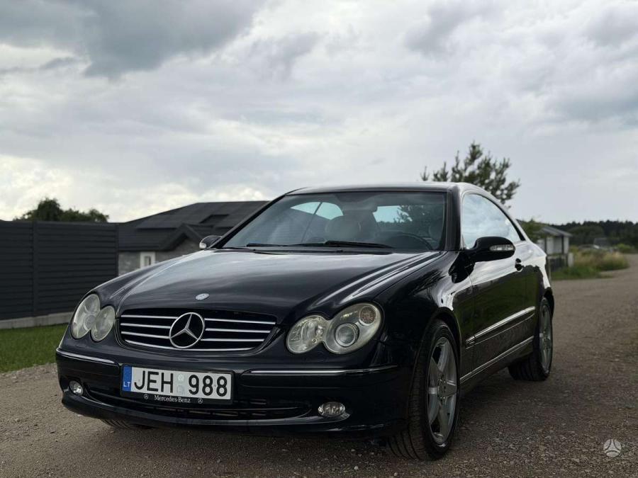 Black Mercedes-Benz clk-270 2005 in Vilnius, with an engine capacity of 2.69 L and mileage of 334 thousand km for 1950 €, photo 1 on AUTOMOTO.COM.LV