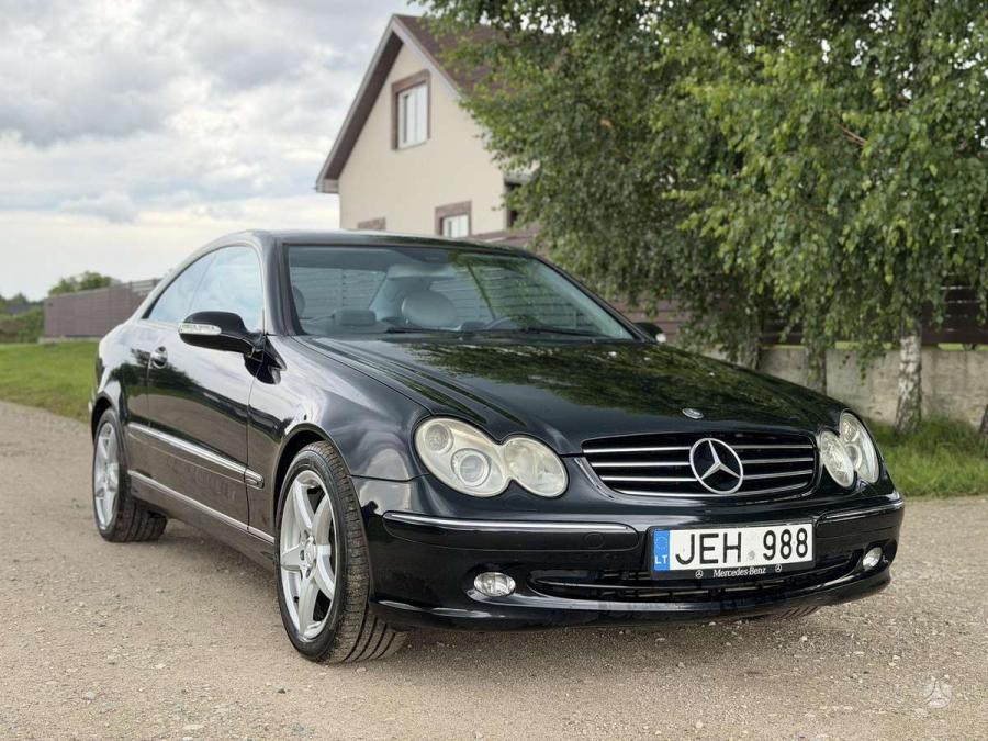 Black Mercedes-Benz clk-270 2005 in Vilnius, with an engine capacity of 2.69 L and mileage of 334 thousand km for 1950 €, photo 4 on AUTOMOTO.COM.LV
