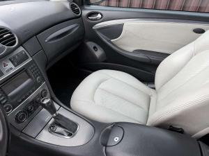 Black Mercedes-Benz clk-270 2005 in Vilnius, with an engine capacity of 2.69 L and mileage of 334 thousand km for 1950 €, photo 7 on AUTOMOTO.COM.LV