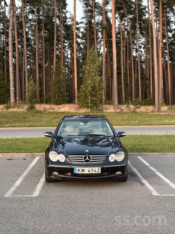 Black Mercedes-Benz clk-270 2005 in Riga, with an engine capacity of 2.70 L and mileage of 337 thousand km for 2200 €, photo 2 on AUTOMOTO.COM.LV